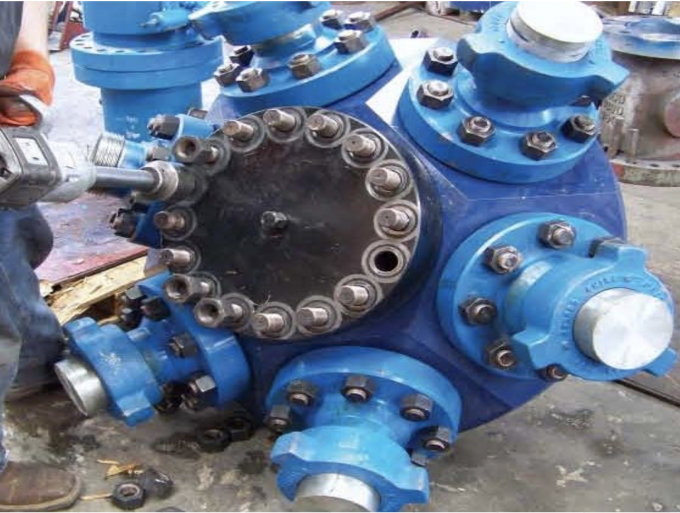 API 6A Wellhead Casing Head With 6 Exit Connection 7 1/16 API 6A Wellhead Casing Head With 6 Exit Connection 7 1/16